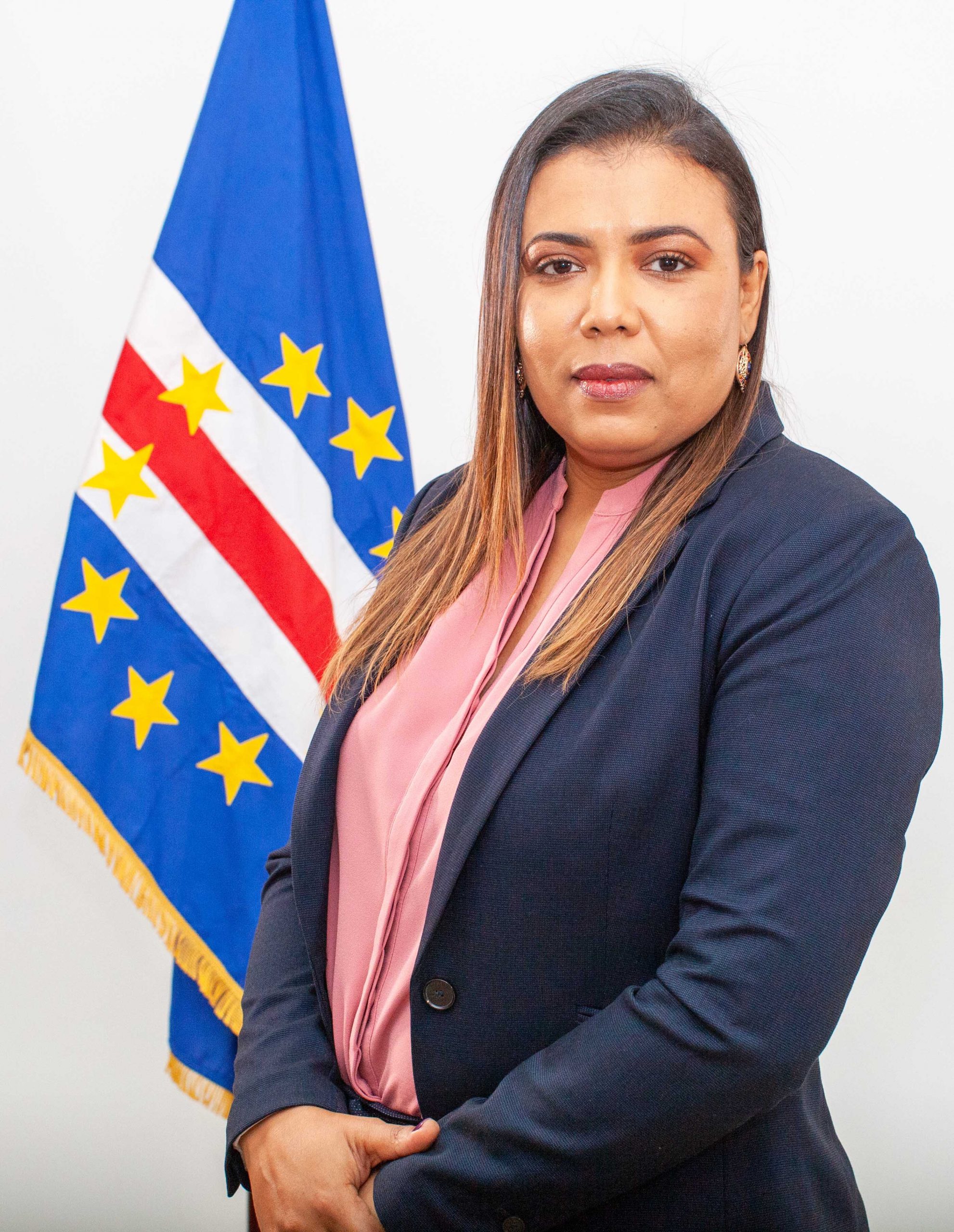 Ministra de Estado, da Defesa Nacional, Ministra da Coesão Territorial ...